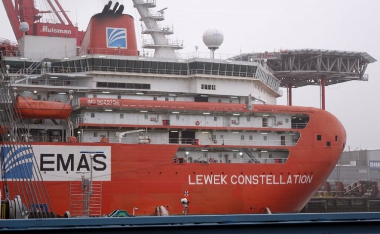 El buque de tendido de tuberías Lewek Constellation | VA DE BARCOS