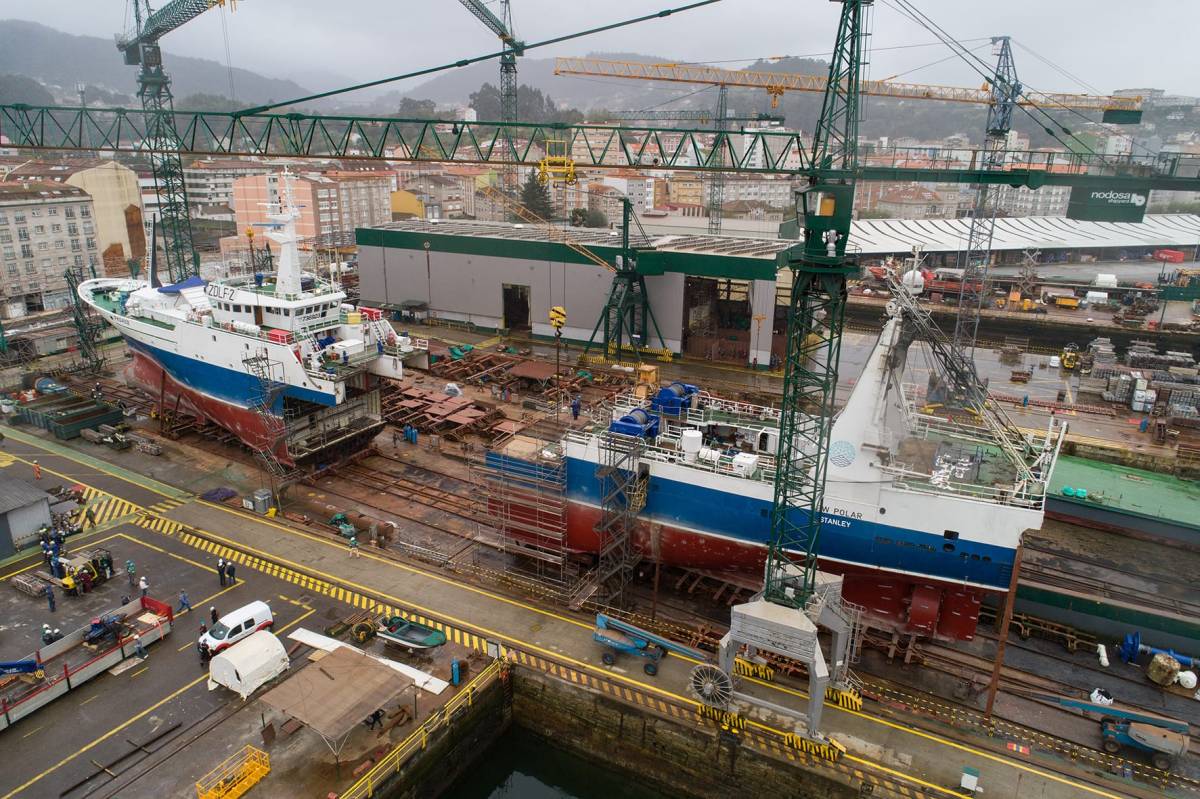 Vídeo: Así se alarga un arrastrero casi 15 metros en tiempo récord | VA DE BARCOS