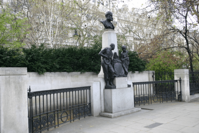 Samuel Plimsoll y la línea que puso el límite a la pérdida de vidas ...